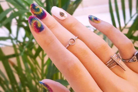 Evde Batik Baskılı Nail Art Yapmanın Yolları | Marie Claire Türkiye
