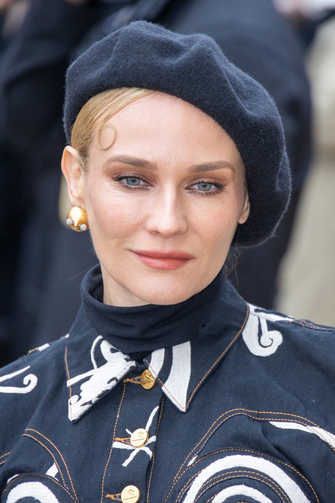 Paris Haute Couture Moda Haftası’ndan Öne Çıkan Güzellik Görünümleri ...