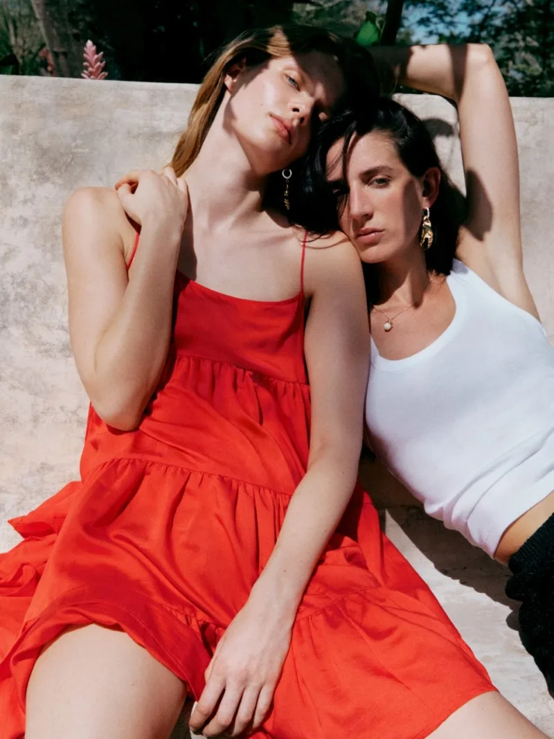 H&M 2025 Yaz Koleksiyonu Sofistike Bir Boho Havasıyla Parlıyor - Marie ...